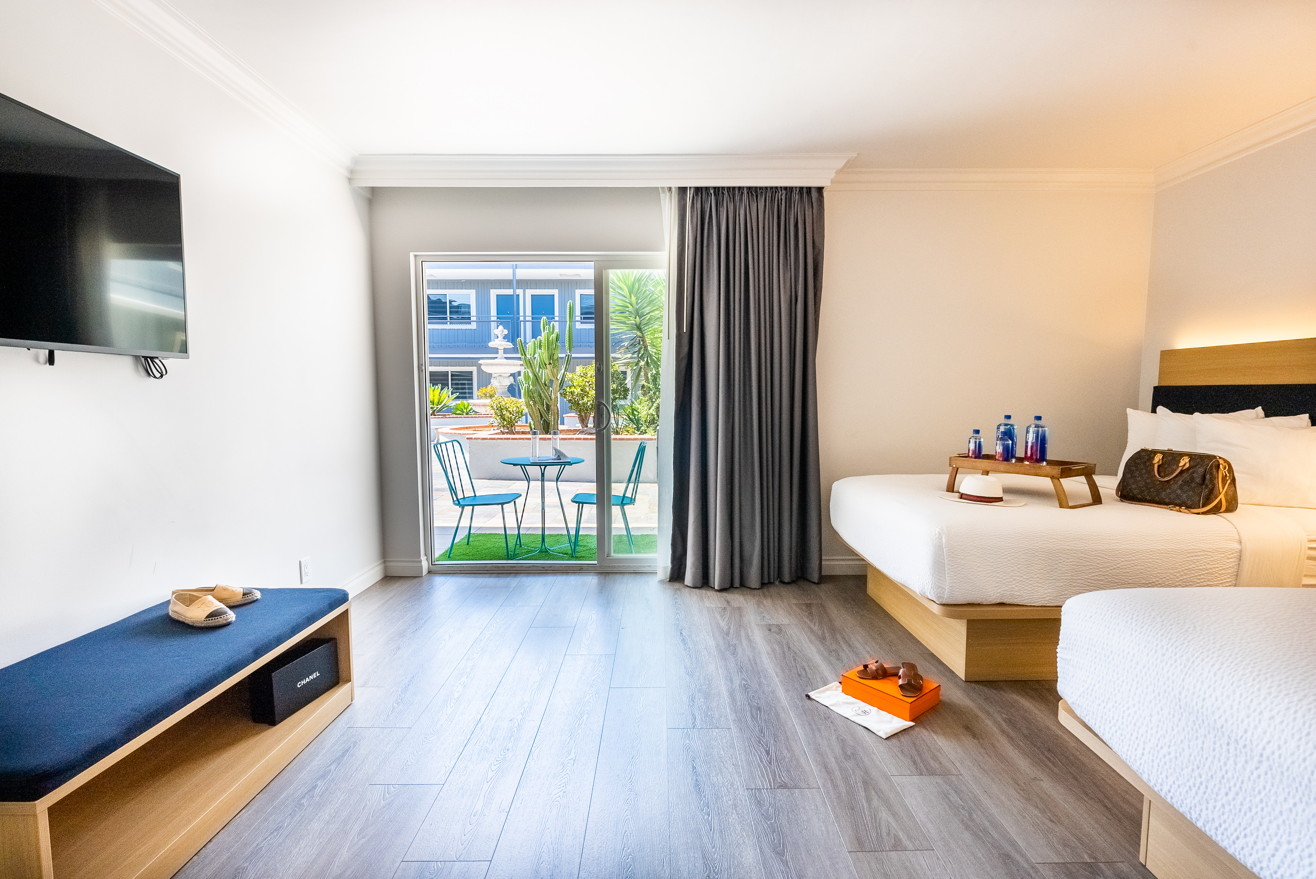 Photo Gallery | The Live Hotel